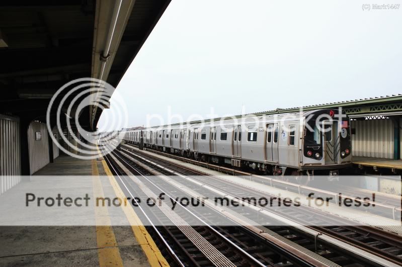 Shots: R156 Locomotive on the IRT? You bet! + Generals - Subway Photos ...