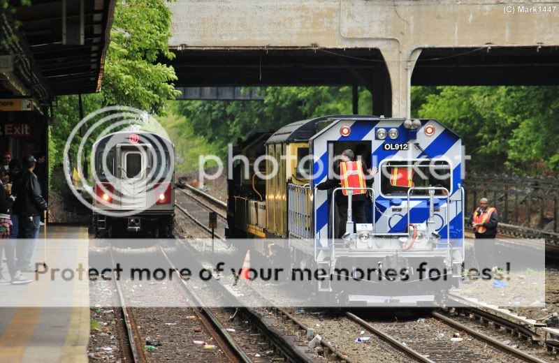 Shots: R156 Locomotive on the IRT? You bet! + Generals - Subway Photos ...